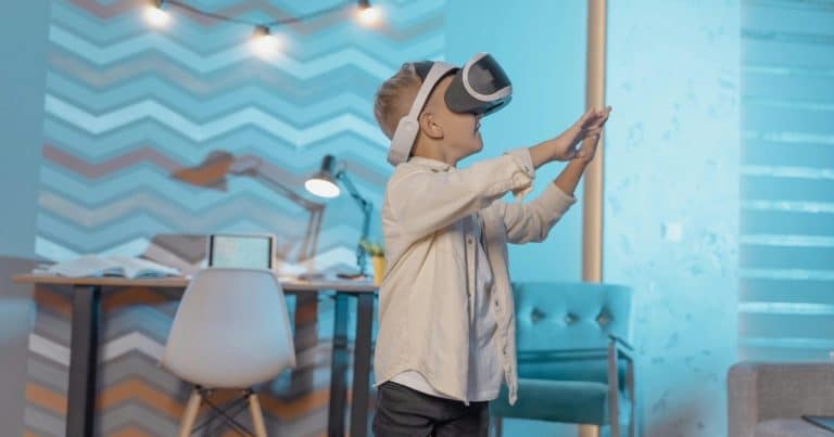 VR for Autism: Enhancing Social and Emotional Learning